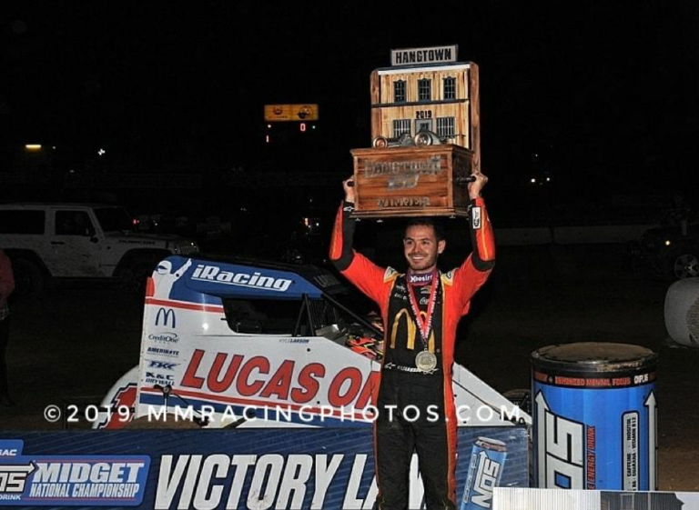 Checkered Past: Outlaws Hunt Turkey | World of Outlaws