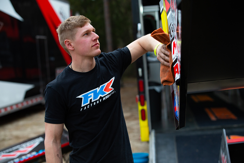 DREAM CHASING: Clyde Knipp Relishes Chance to Race with World of ...