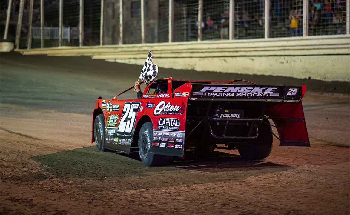 CAPITAL CLUTCH: Clanton Scores 1st World of Outlaws win of 2022 at ...