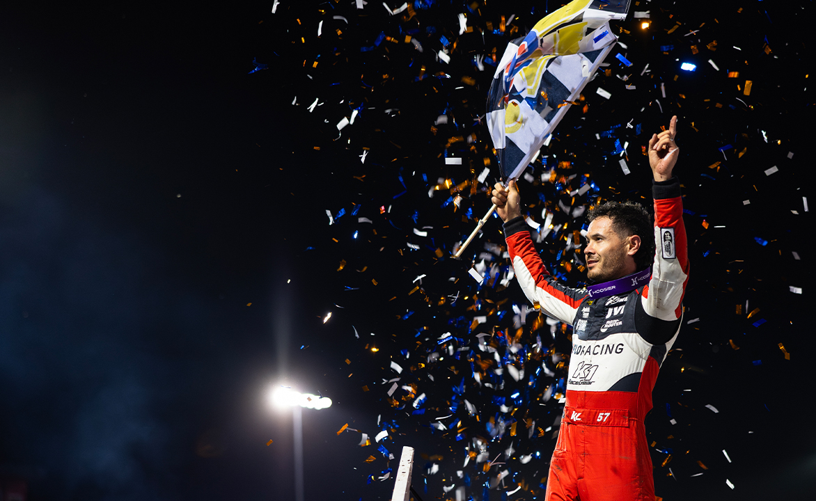 CASH MONEY: Kyle Larson Drives from Fourth to Huset’s Hustle Prelim ...