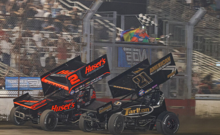 THUNDERBOWL THRILLER: David Gravel Inches Out Spencer Bayston for ...