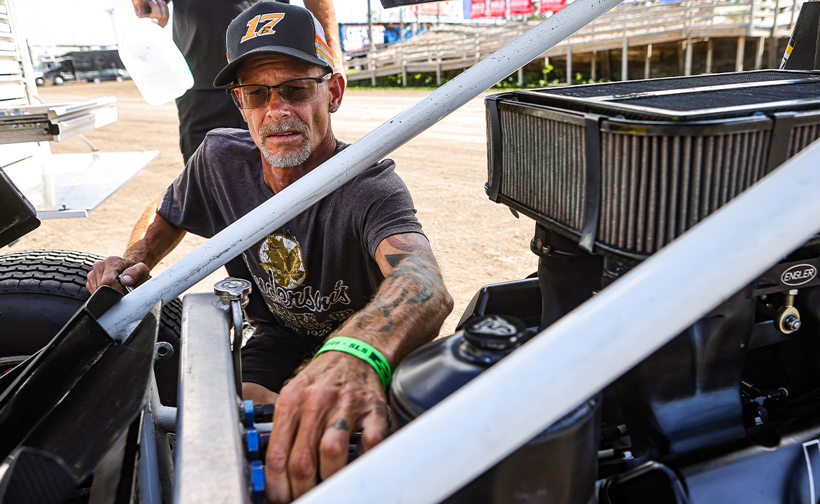 RIGHTHAND MAN: How Dennis Gregg’s Fandom Led to World of Outlaws with ...